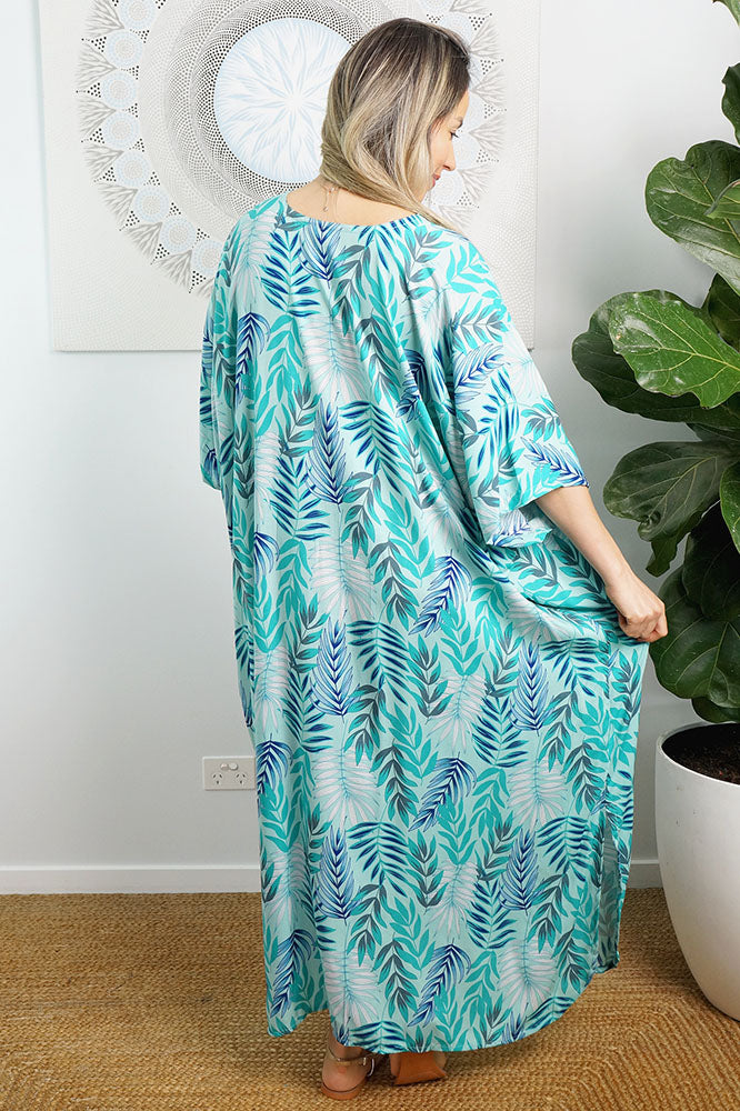 Premium Long Kaftan "Kavieng" – sundrenchedclothing